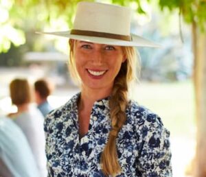 Elizabeth Poett (Ranch To Table) Bio, Age, Parents, Cookbook, Husband ...